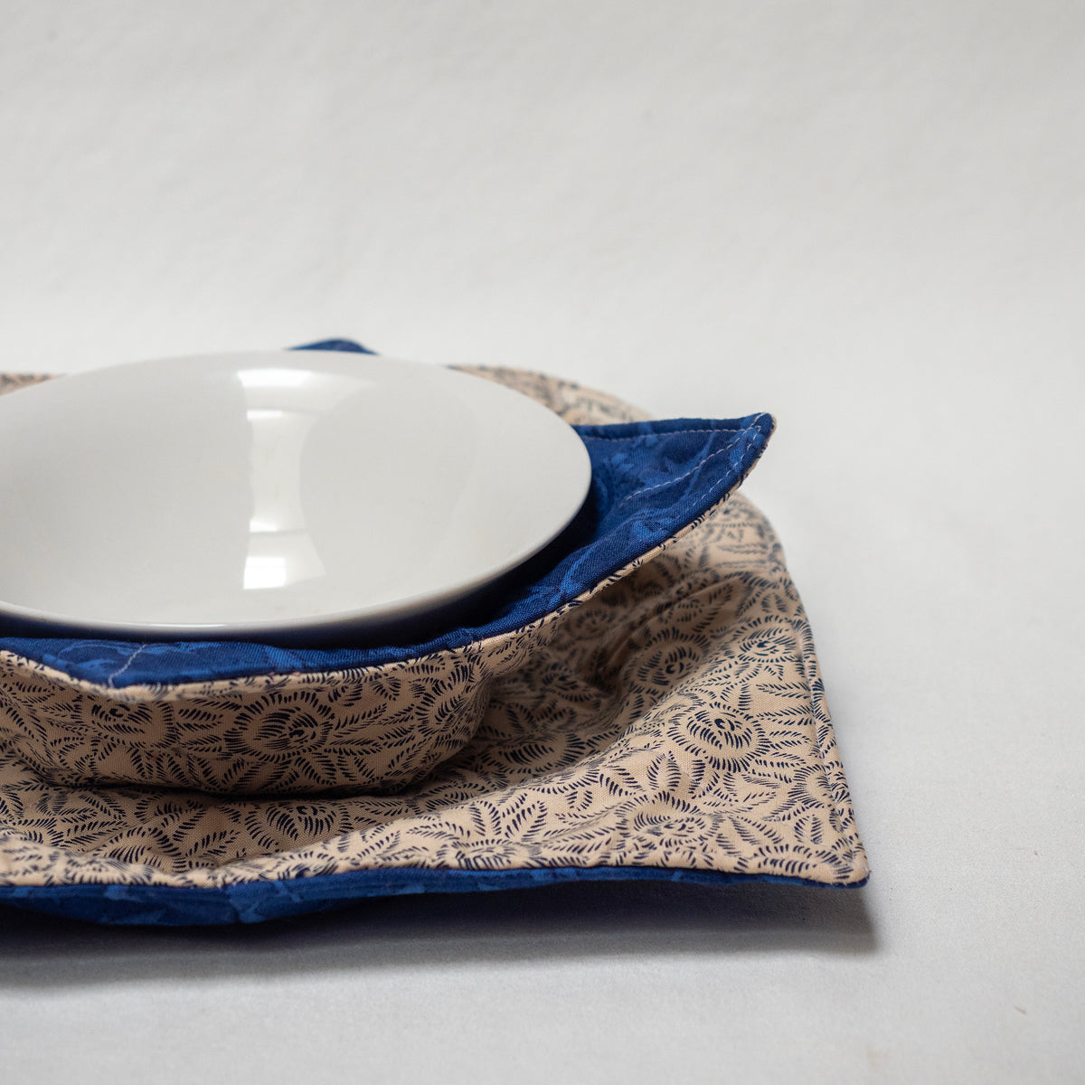 Bowl and Plate Cosy Set (Assorted Colours) – Upcycle Newcastle